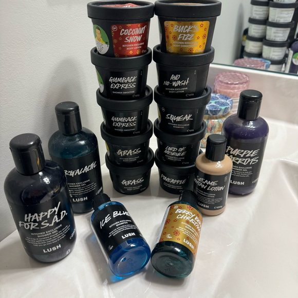 Lush | Bath & Body | Lush Mrs Whippy Bath Bomb | Poshmark